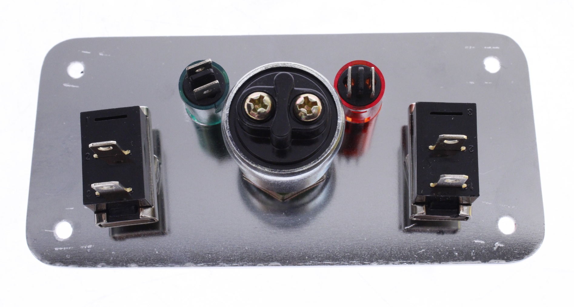 COMPETITION STARTER PANEL - PUSH BUTTON, LIGHTS, 2 SWITCHES | Qualitec.dk